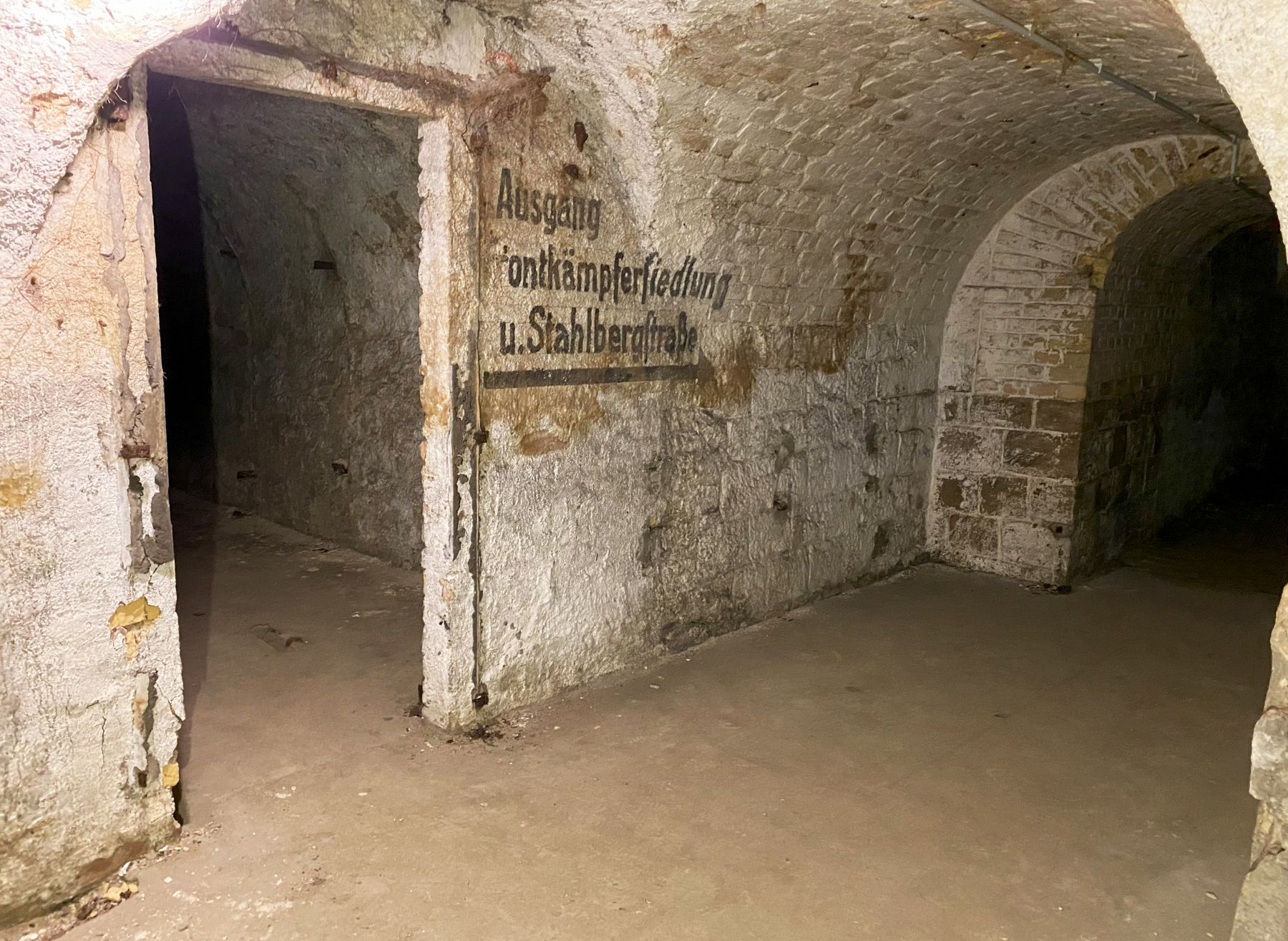 Buy tickets for 15h Fort Philipp Luftschutz Spezial on 21.04.2024 ...